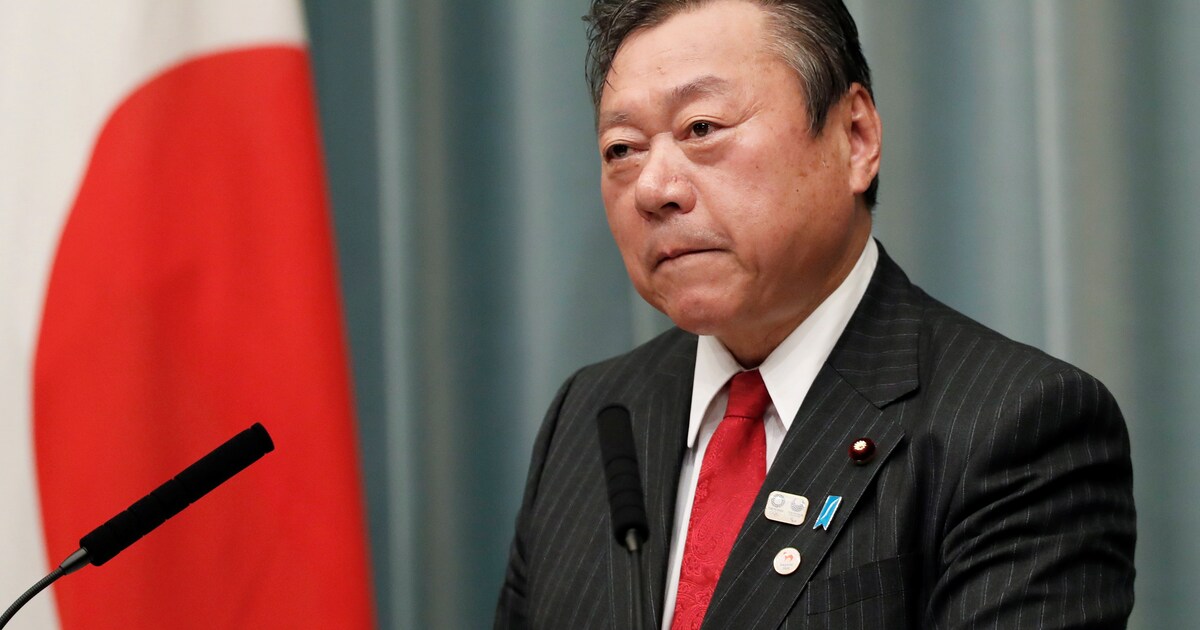 Japanse internet-minister weet niks van computers