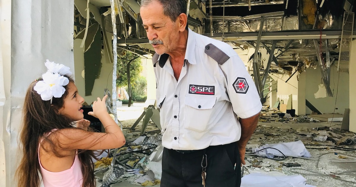 Perla (9) over de explosie in Beiroet: ‘Van mijn speelgoed was niets ...