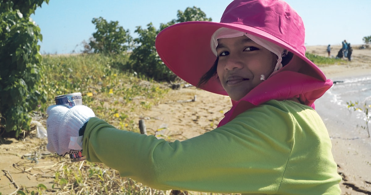 Acaciah (11) uit Suriname helpt schildpadden