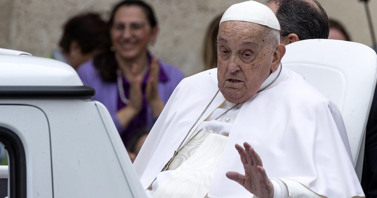 Paus Franciscus op 88-jarige leeftijd overleden - Kidsweek