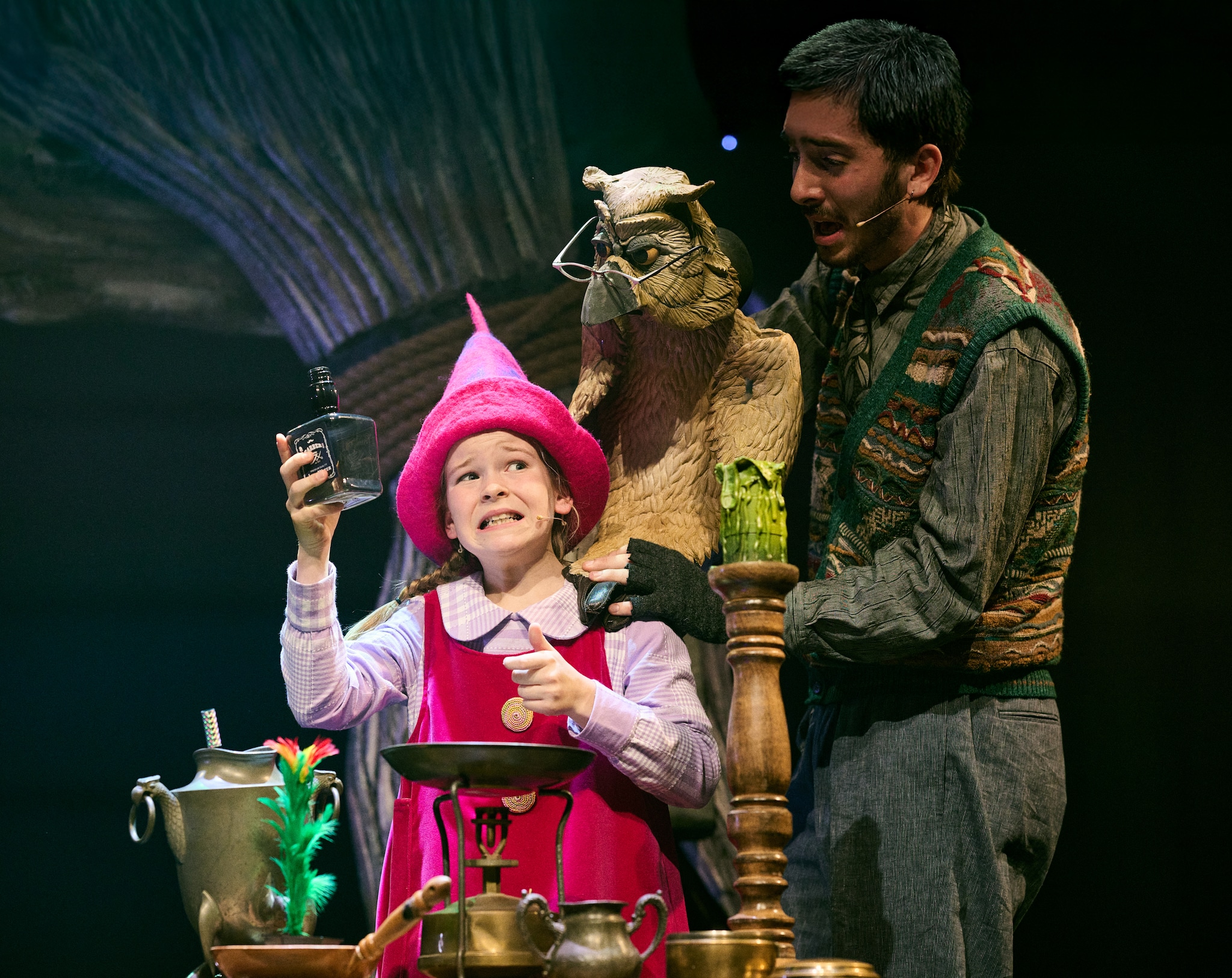 Mila en Damin spelen in de musical Dolfje Weerwolfje en Foeksia de ...