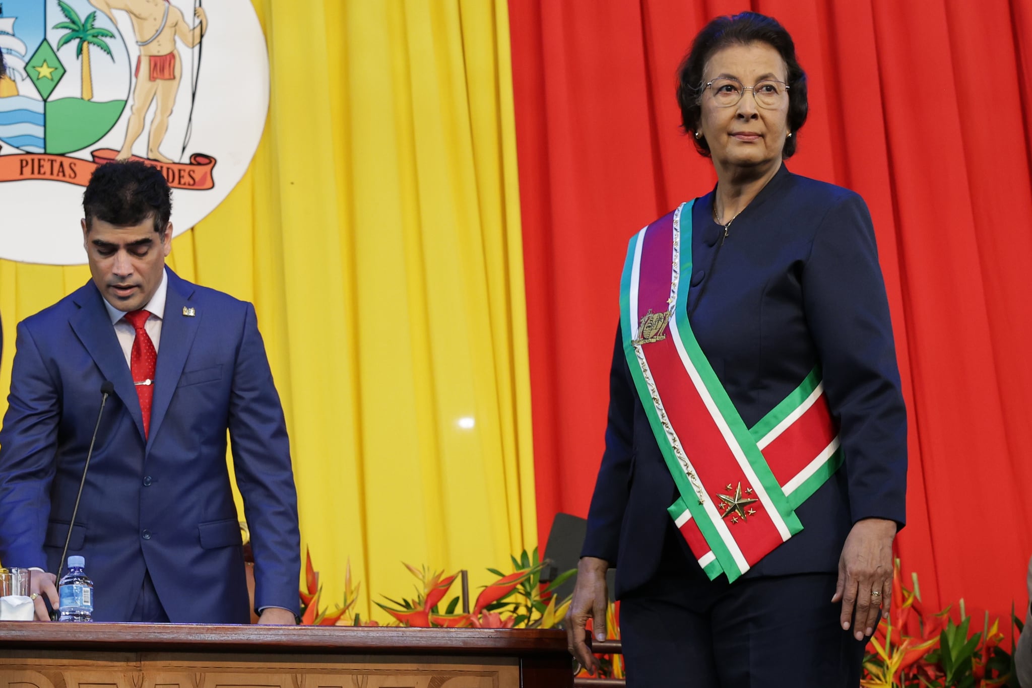 Suriname is 50 jaar onafhankelijk van Nederland - Kidsweek