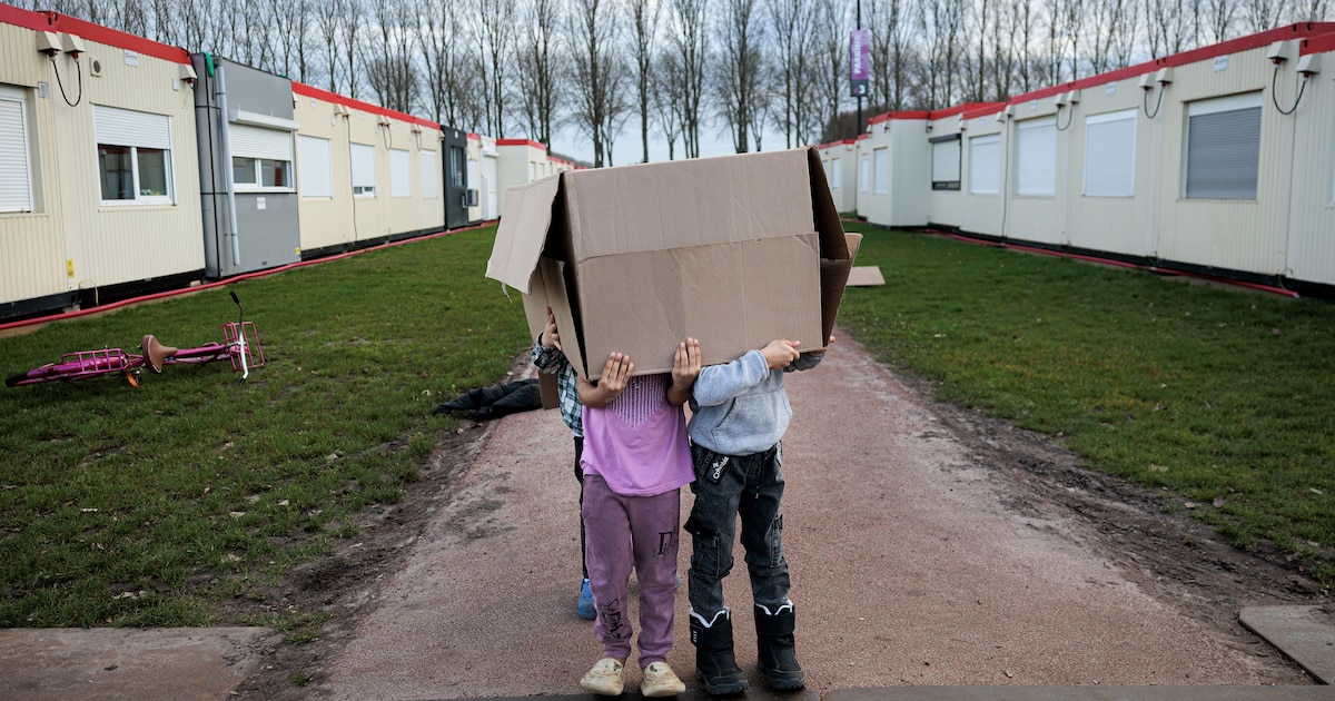 Meer kinderen verblijven in noodopvang - Kidsweek