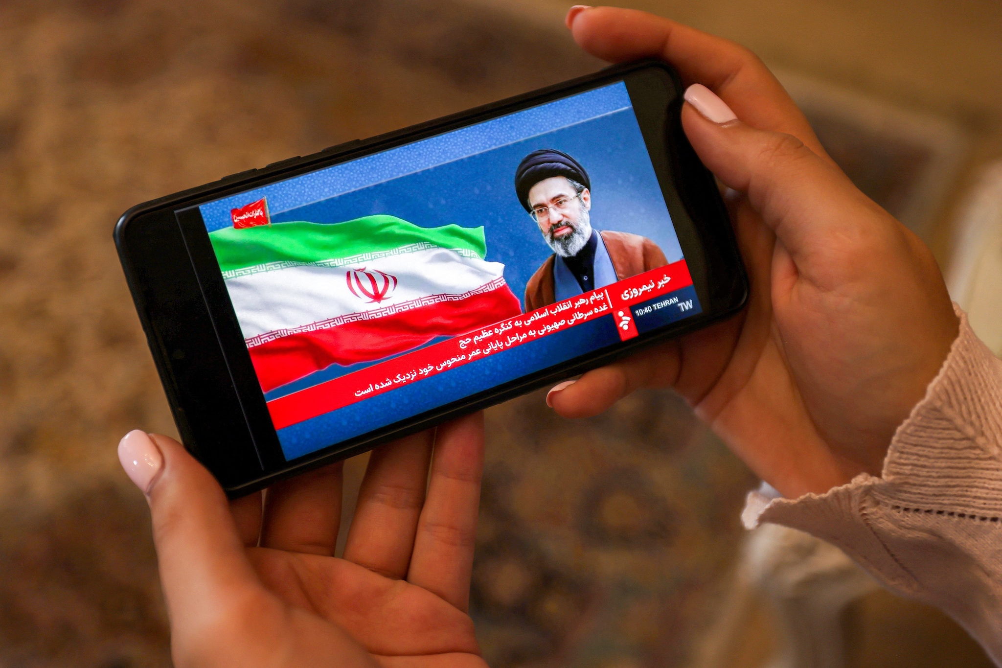 Inwoners van Iran kunnen na drie maanden weer op internet - Kidsweek